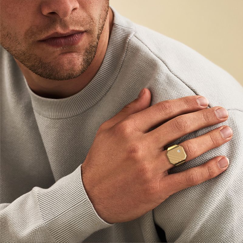 Massieve strak gouden Patrick 5 zegelring | Stel zelf samen