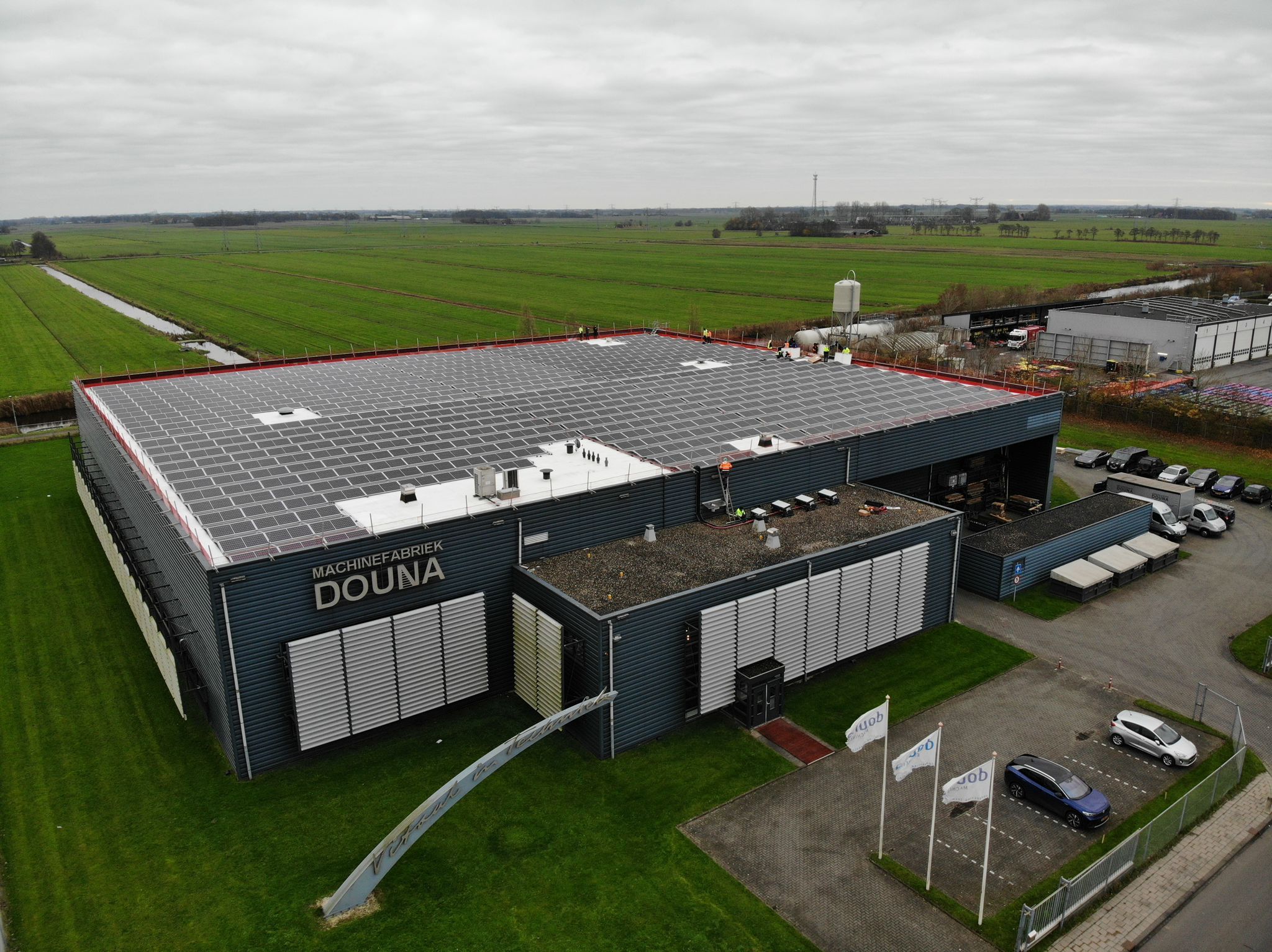 Zonnedak Douna Machinery - Leeuwarden - Novar