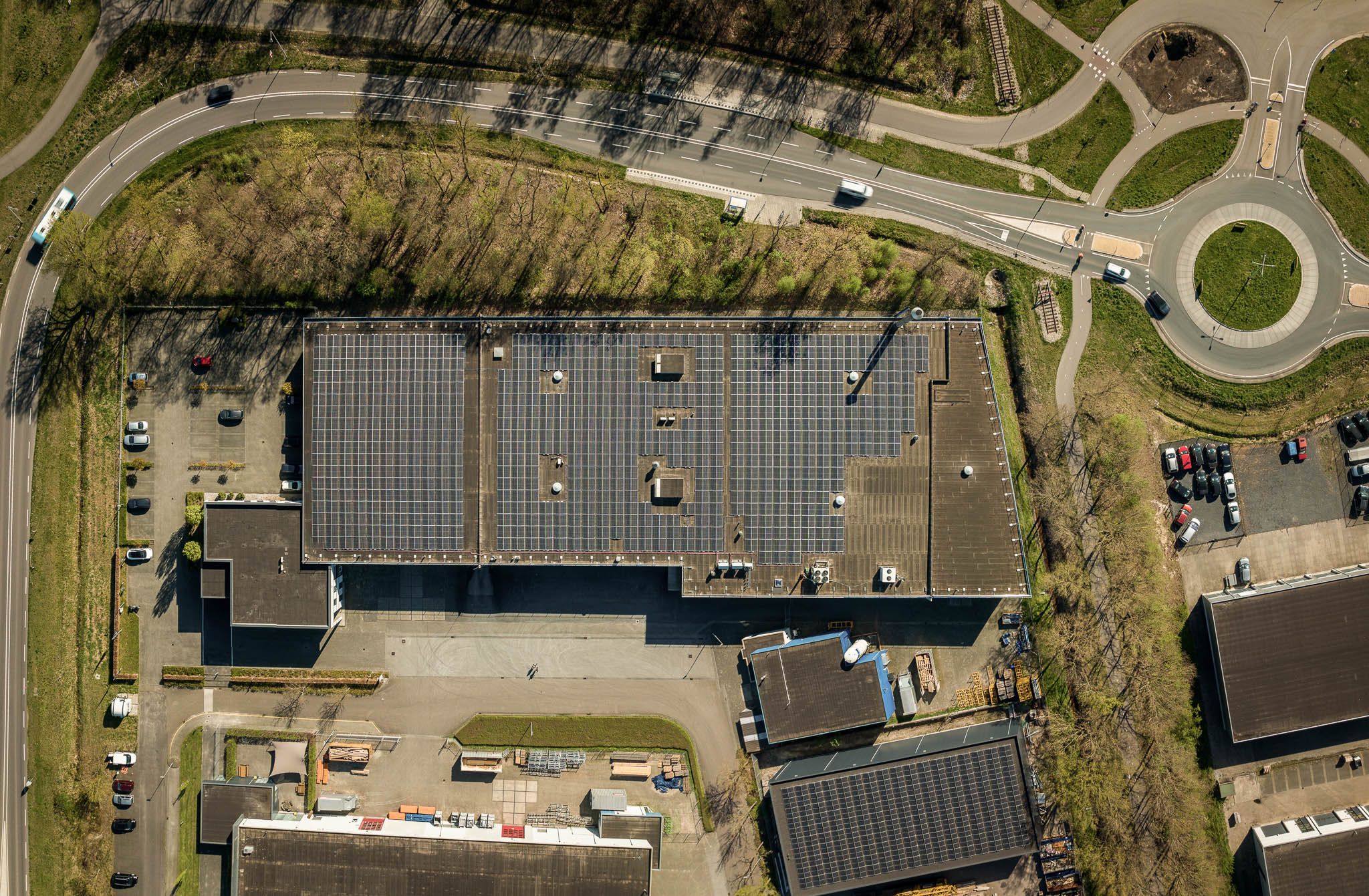 Nieuwe technologieën maken meer daken geschikt voor zonnepanelen - Novar